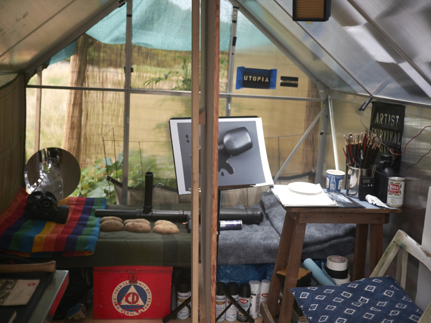 Adam Stennett’s Artist Survival Shack | Hiroyuki Hamada